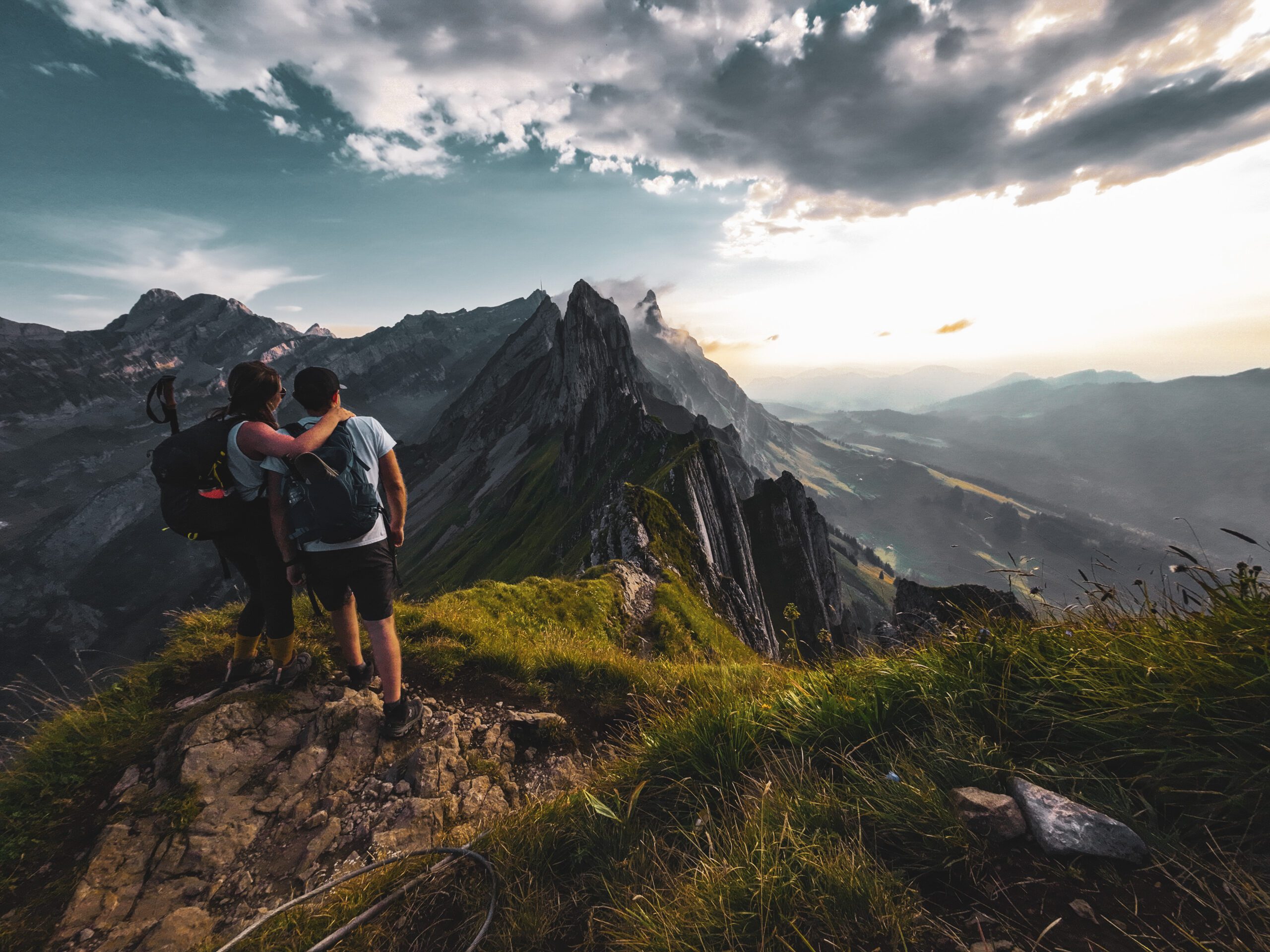 How to Hike to the Dramatic Schäfler Ridge
